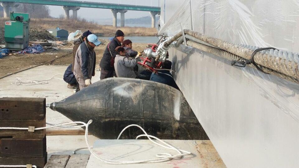 Barge Launching Project Using Ship Launching Airbag In Korea ...