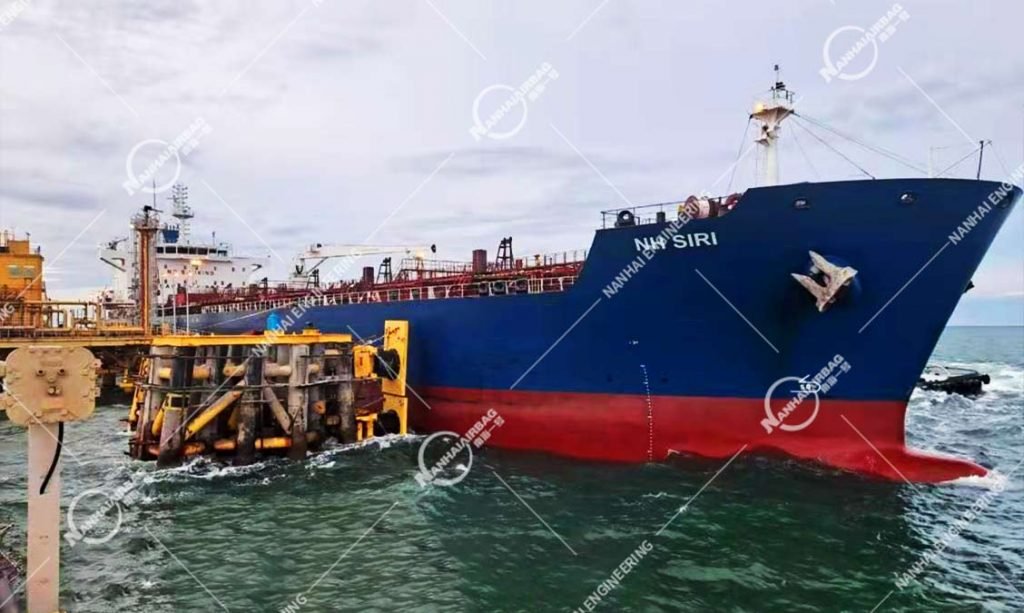 Maintenance Tips for Marine Fenders - pneumatic fenders_yokohama fender ...