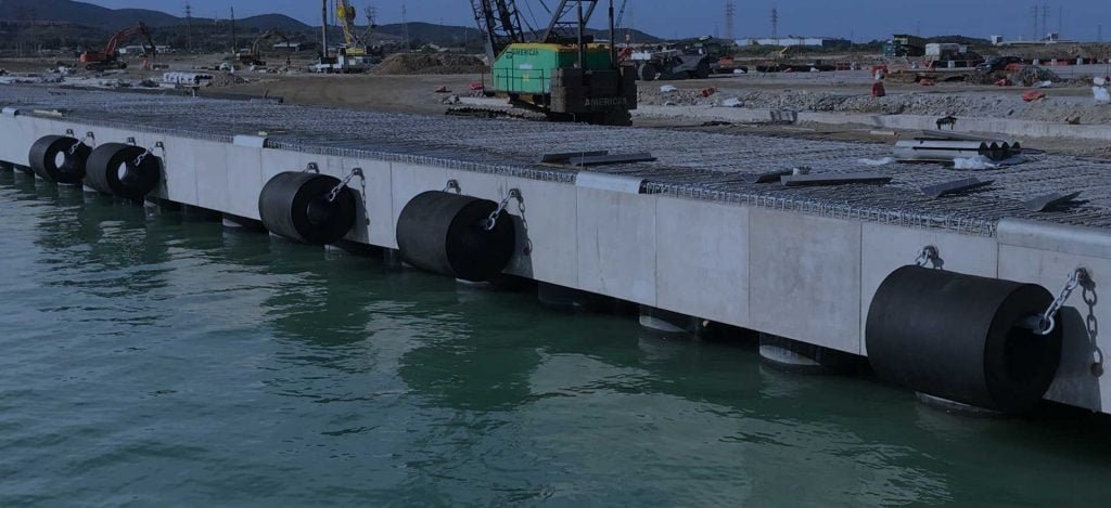 Advantages And Applications Of Cylindrical Fenders - pneumatic fenders ...