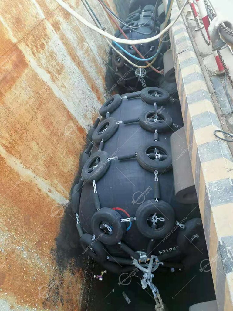 STS In Shipping - pneumatic fenders_yokohama fender_vessel fender ...