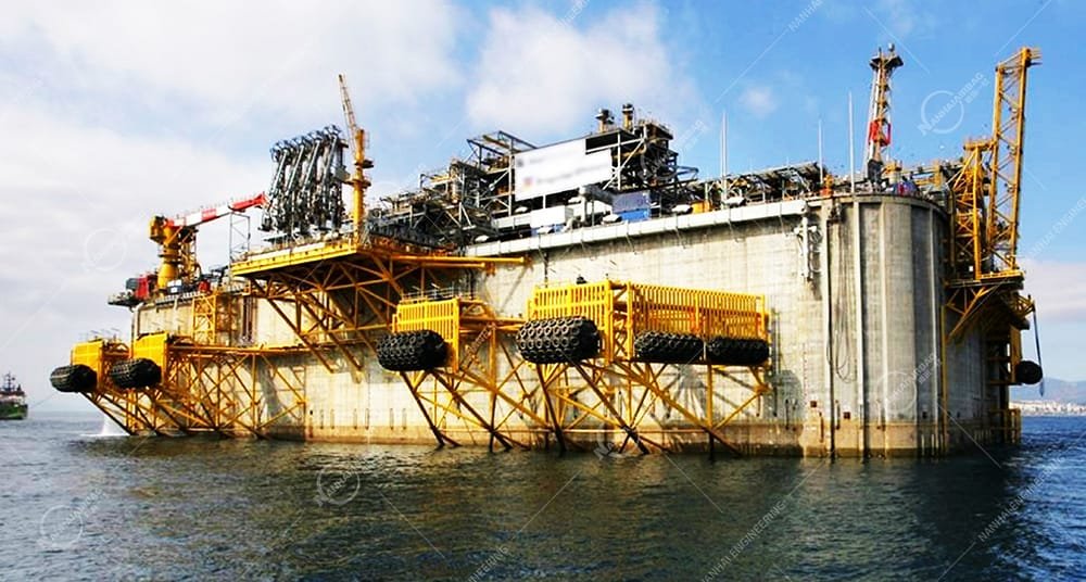 Advantages of Using Pneumatic Fenders in Shipping - pneumatic fenders ...