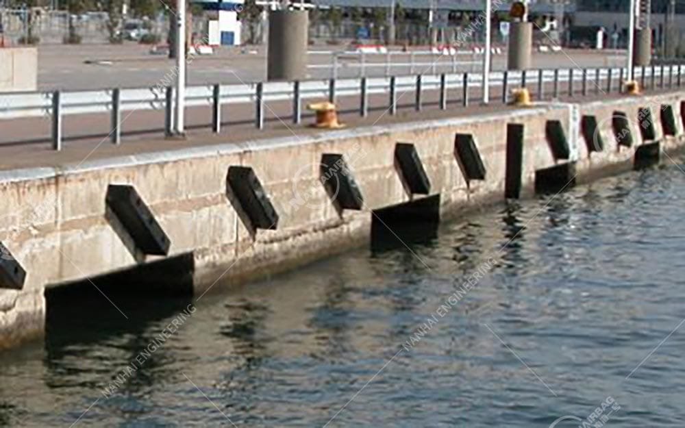 Square Fenders' Characteristics - pneumatic fenders_yokohama fender ...