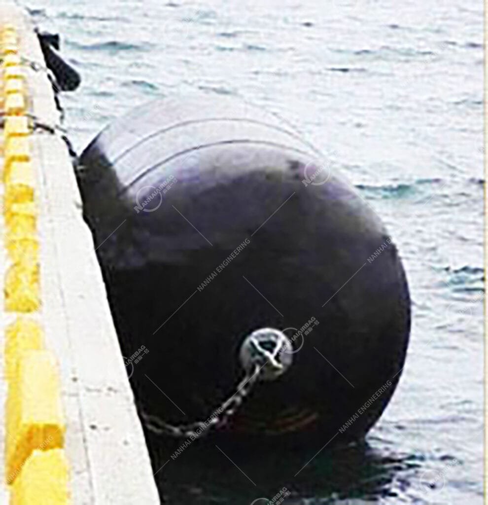 Floating Rubber Fender: Adaptive Marine Buffering Solution - pneumatic ...